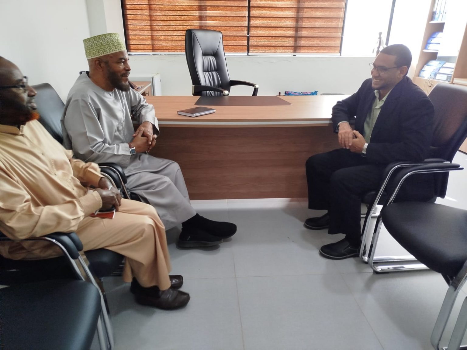 Dr Bilal Philips visits Umma university | International Open University